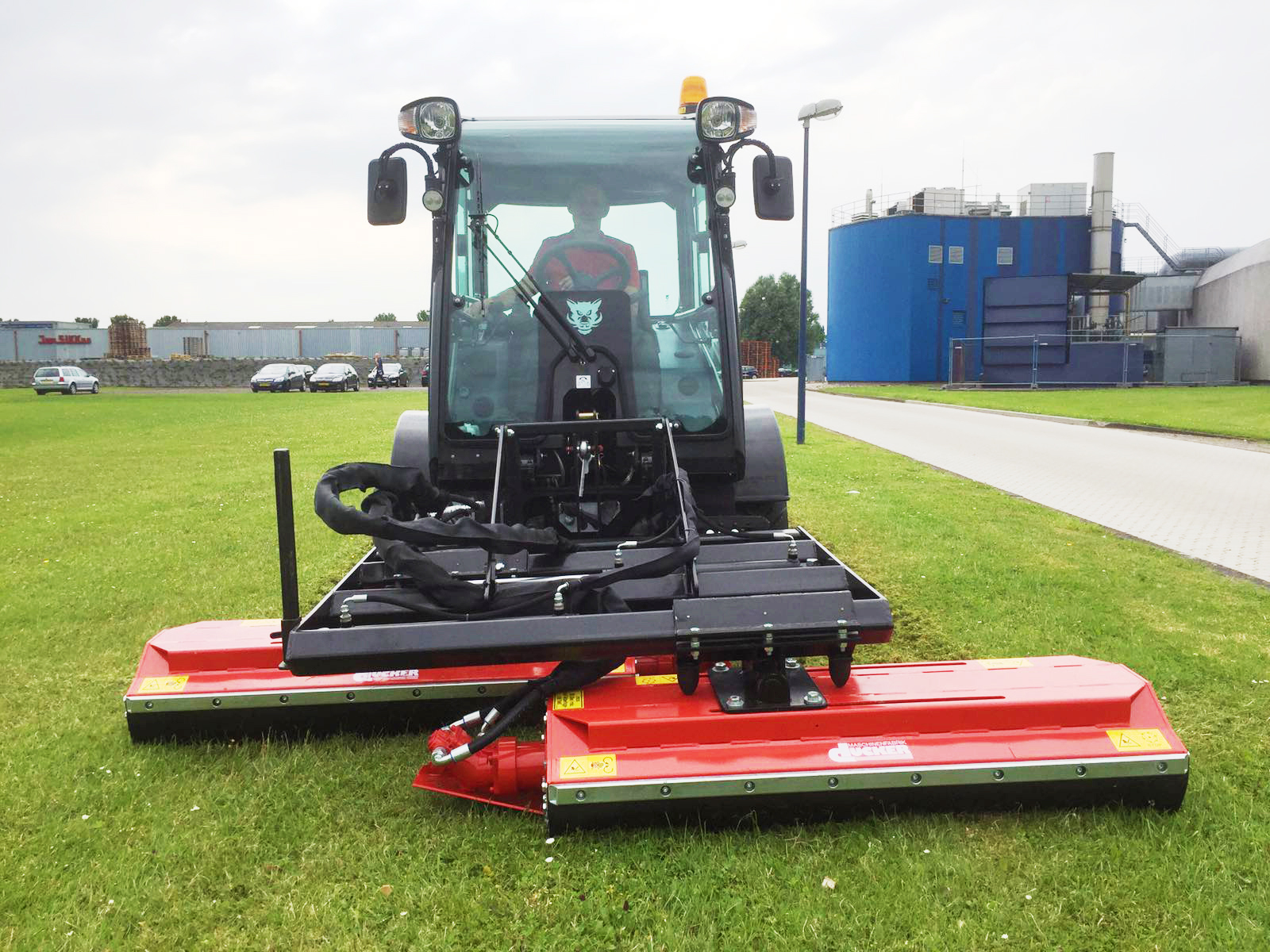 The Multihog and its Many Summer Applications - Trius Inc.